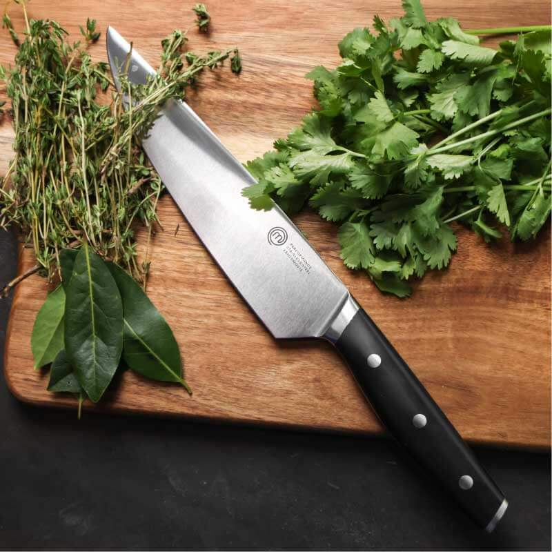 MasterChef Guides - WHAT MAKES A CHEF'S KITCHEN KNIFE
