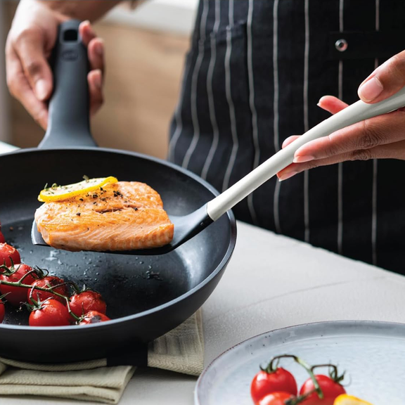 Official MasterChef Coloured Utensil Set 6pcs - Earth Grey Kitchenware UK